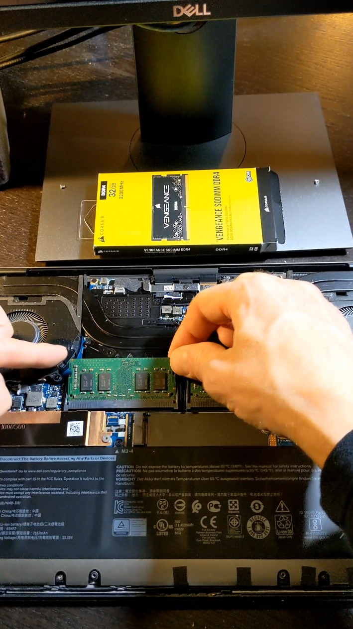 XPS 15 RAM Upgrade with CORSAIR Vengeance DDR4 3200MHz | Peter Viola